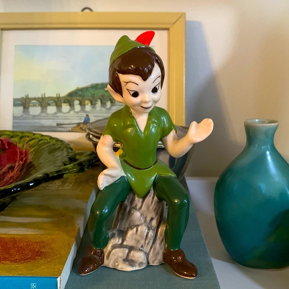 Disney | Accents | Vintage Walt Disney Peter Pan Sitting Tree Stump ...